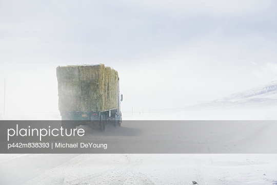 Ground blizzard on US Highway 285 near the Colorado/New Mexico border ...