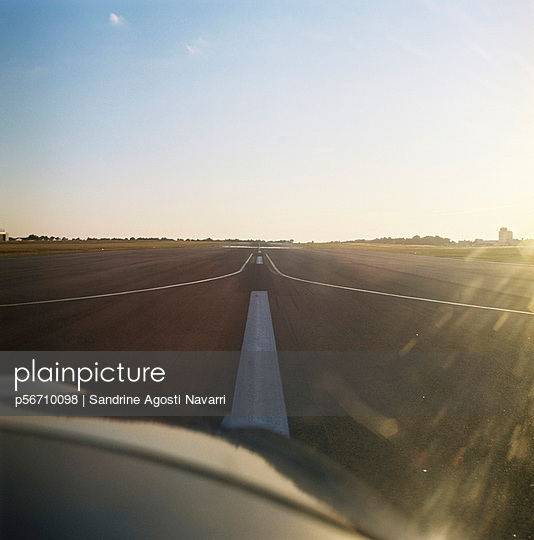 Plane starting - Stock Image - Everypixel