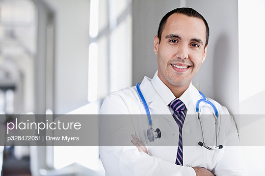 Portrait of male doctor - Stock Image - Everypixel