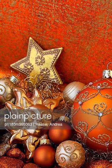 Orange Christmas decorations - Stock Image - Everypixel